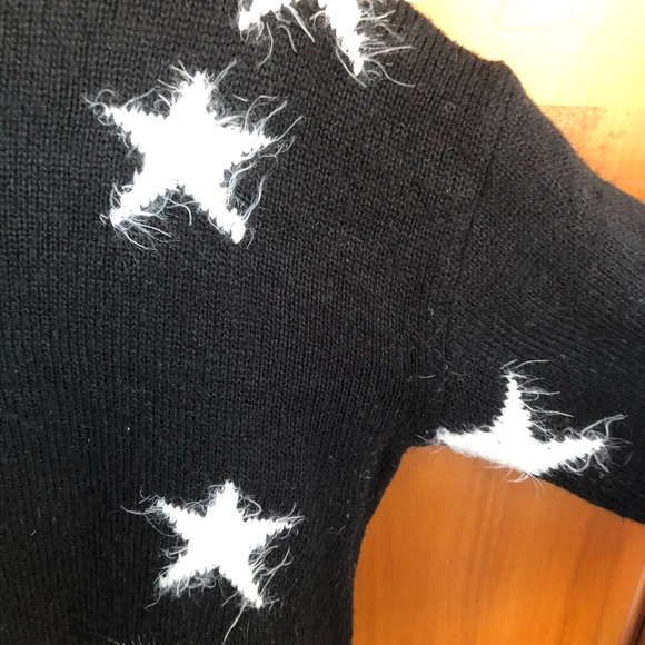 Aeropostale | Sweaters | Fuzzy Star Sweater Aeropostale Black White ...